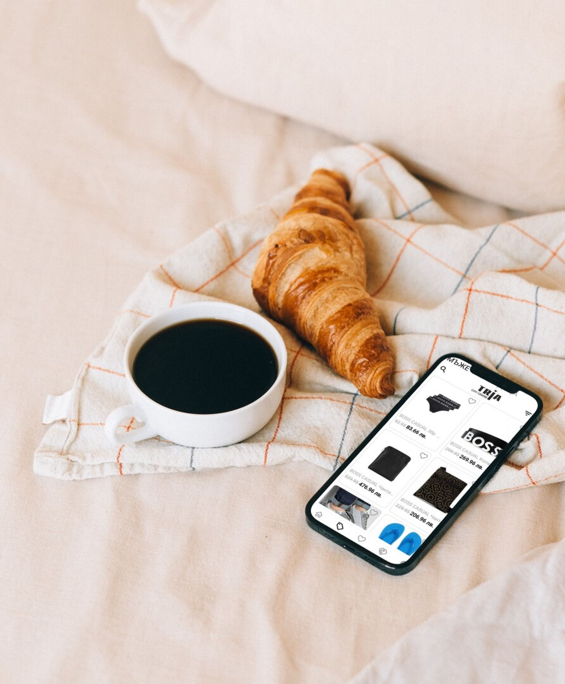 Мобилно приложение за мода и дрехи Tria - Изработка на сайт, мобилно ...